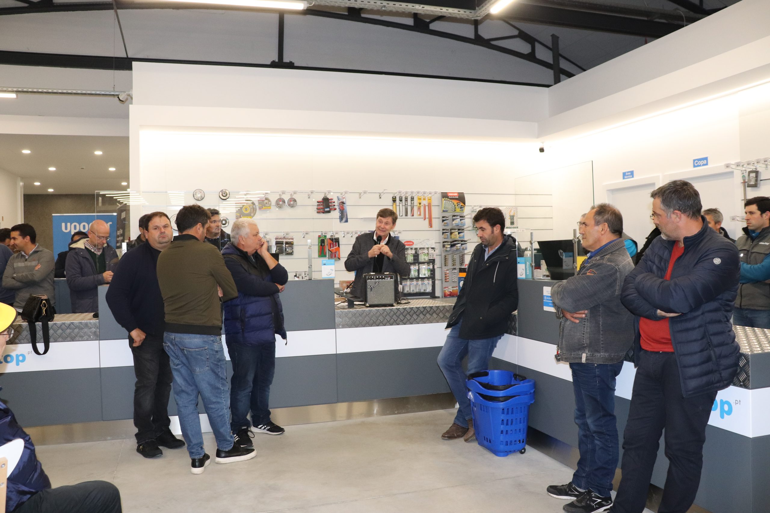 Sanitop abre showroom mais “sentimental” - Semanário Alto Minho